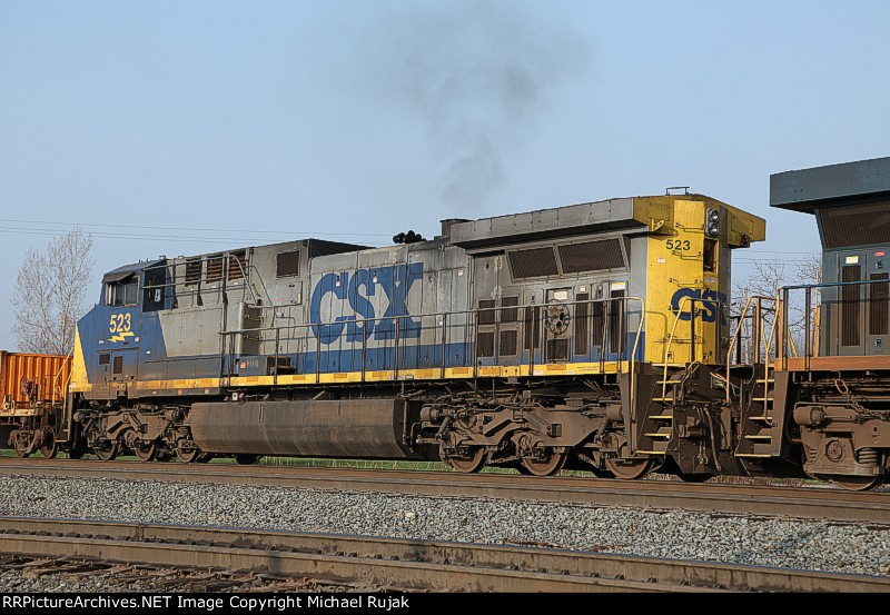 CSX 523